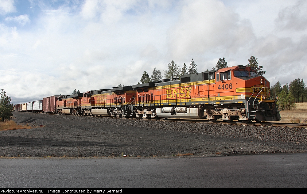 BNSF 4406